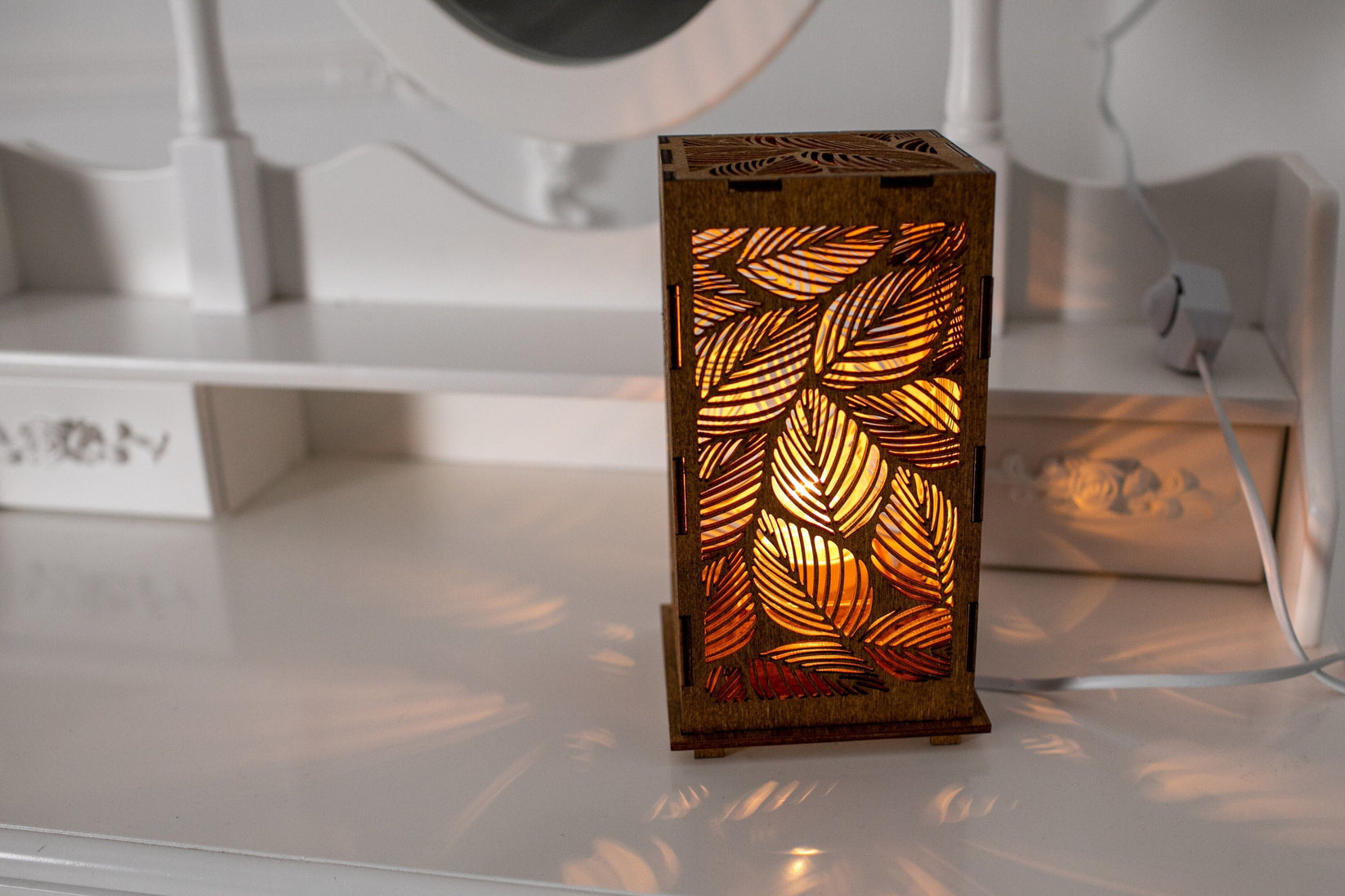 Wooden Lantern Shadow Table Lamp - Graham Decors